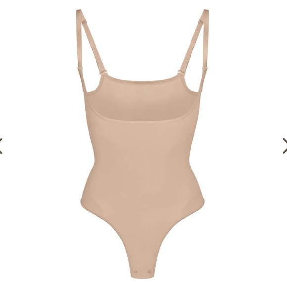 SKIMS | Intimates & Sleepwear | Skims Seamless Sculpt Open Bust ...